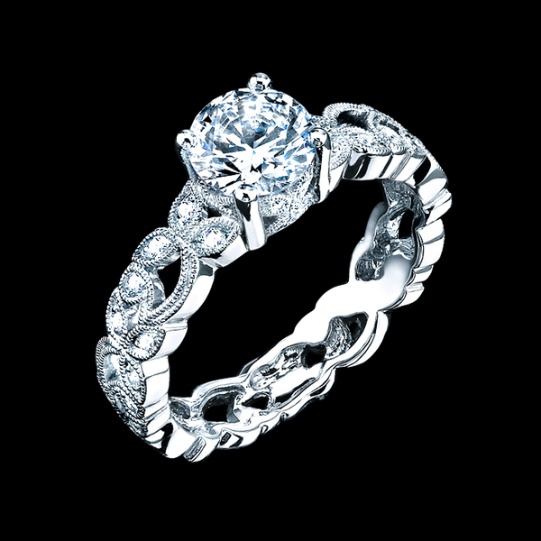 FLORAL WREATH ENGAGEMENT RING | weddingrings.com